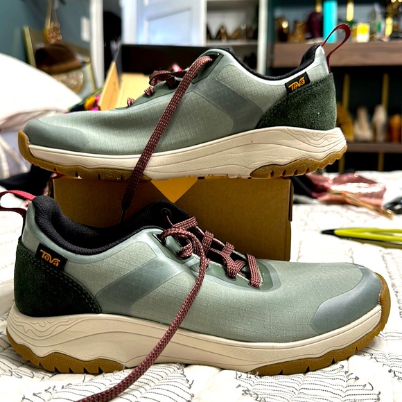 Teva | Shoes | Teva Women Gateway Low Athletic Shoe With Box | Poshmark